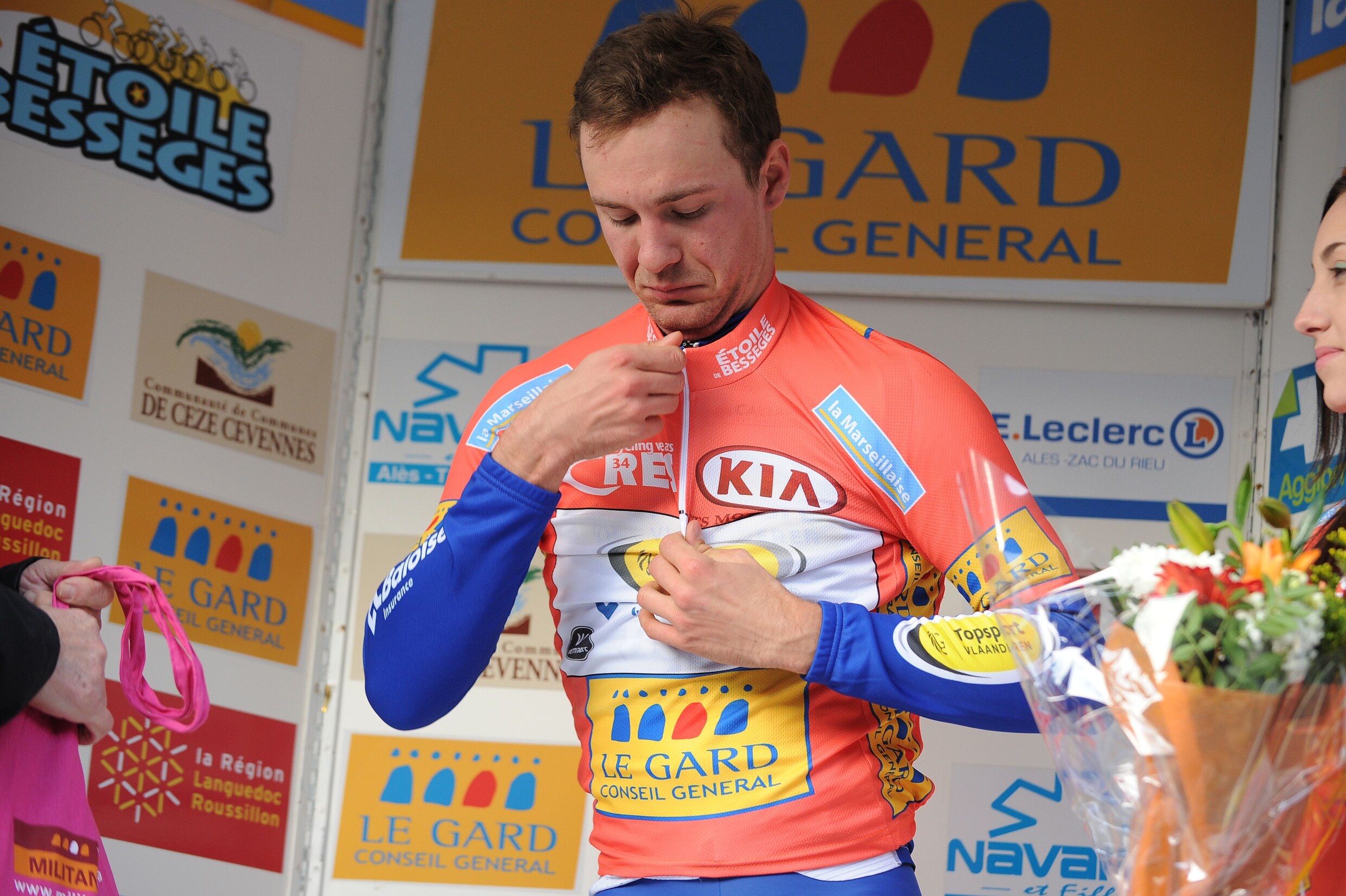 Coquard wint in eigen land, derde plaats levert Theuns leiderstrui op ...