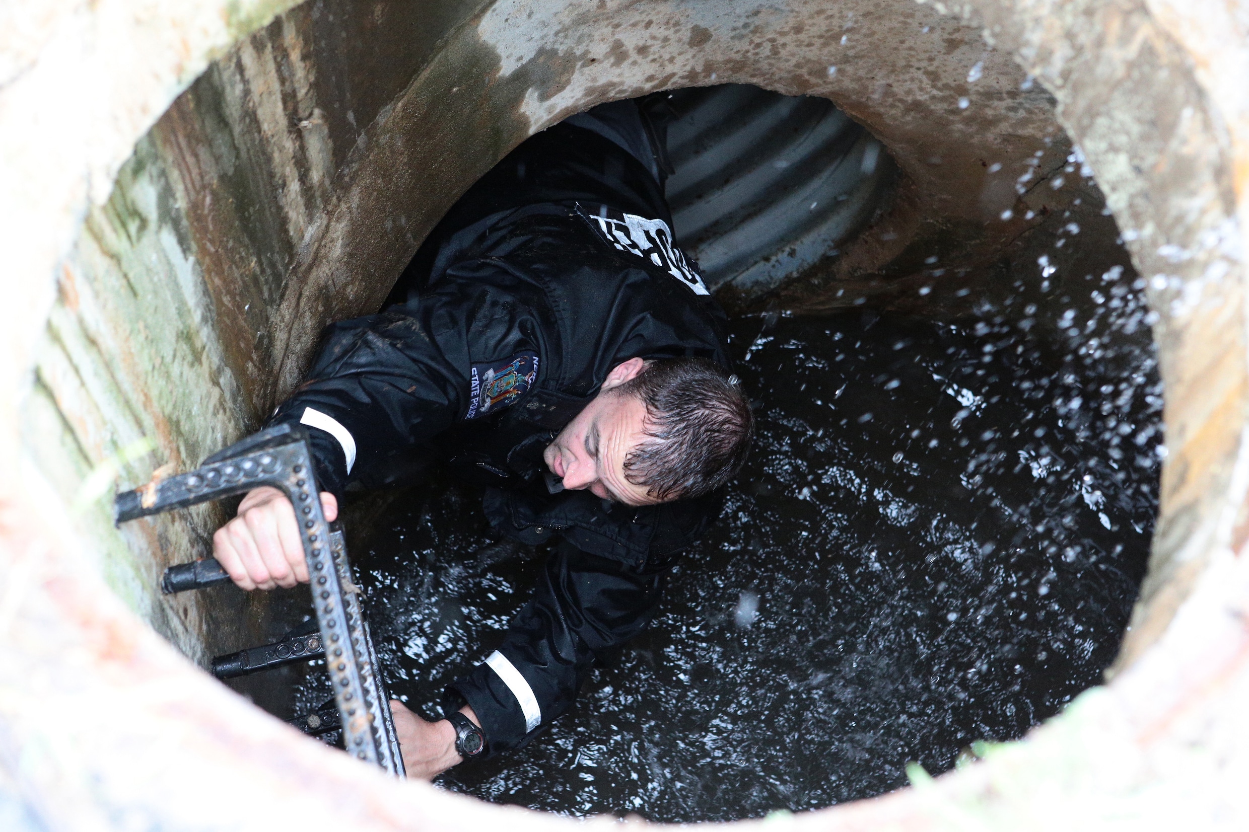 Coronavarianten met onbekende stekeltjes ontdekt in het riool van New ...