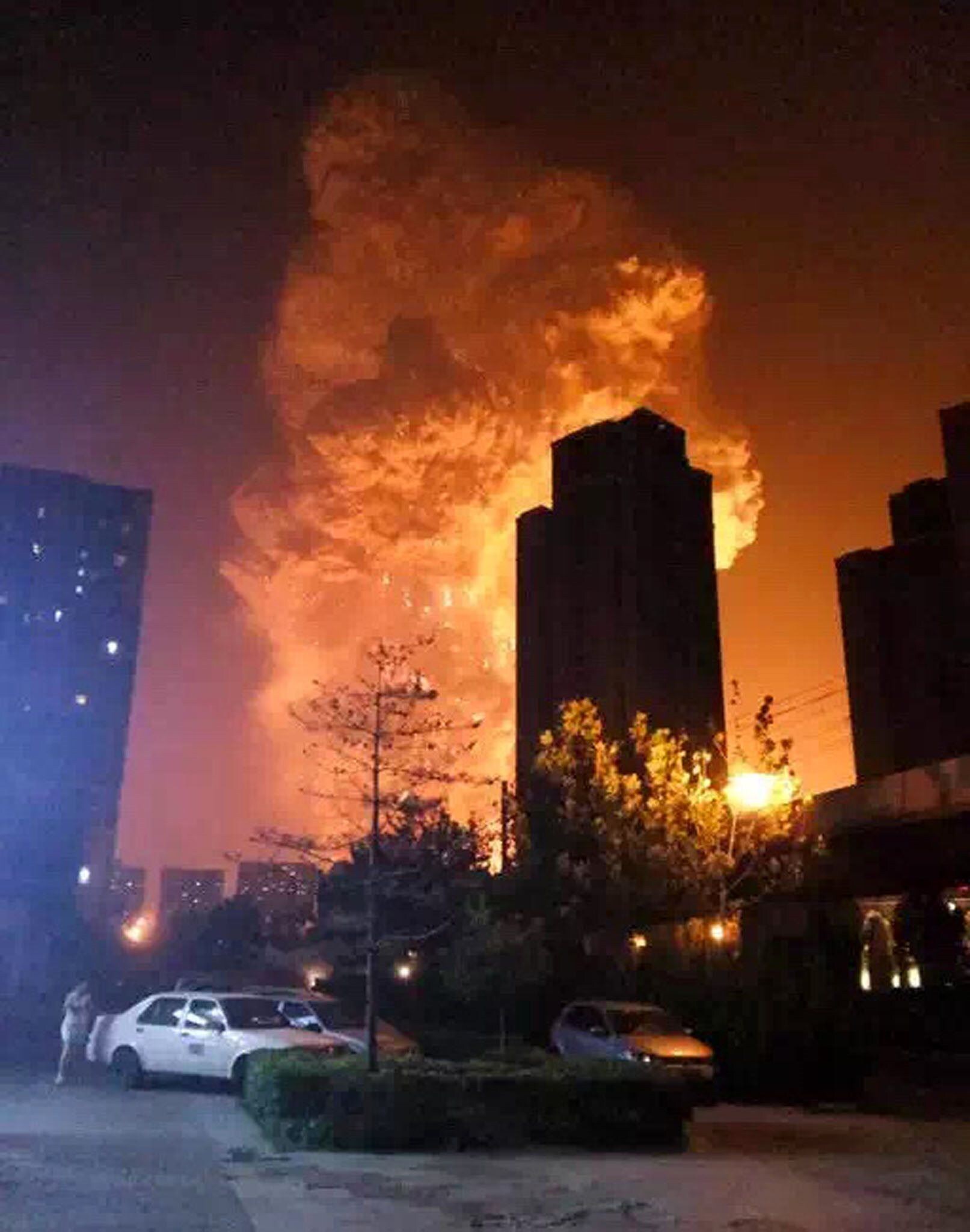 Apocalyptische explosie "leek op atoombom" en was te zien vanuit de ...