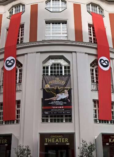 Foute vlaggen zetten Berlijn in rep en roer | De Morgen