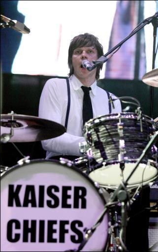 Kaiser Chiefs-drummer helpt Duran Duran | De Morgen