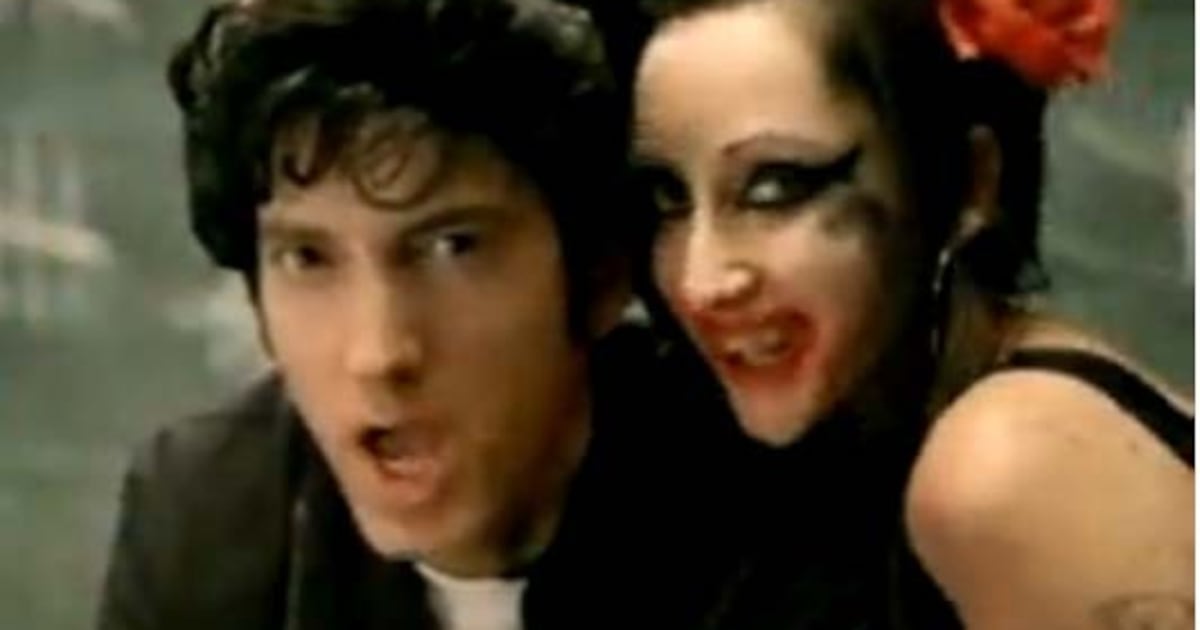 Eminem spot met Amy in nieuwe clip | De Morgen