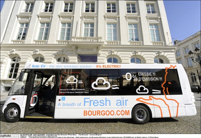 Eerste volledig elektrische bus voorgesteld in Brussel | De Morgen