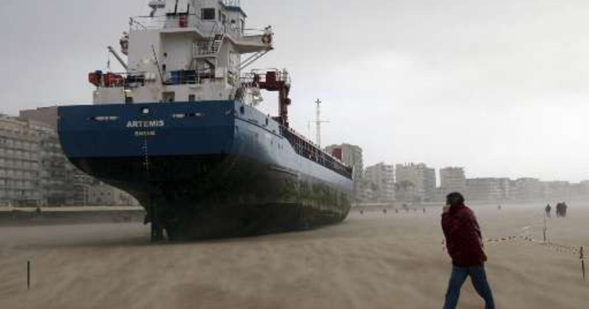 Berging Nederlands schip op Frans strand mislukt | De Morgen