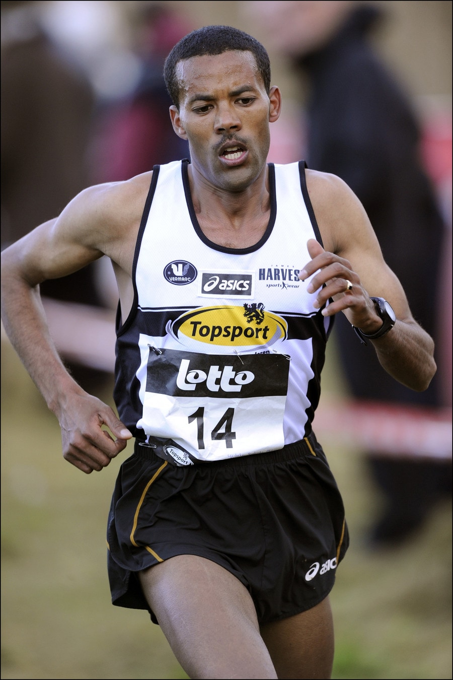 Bashir Abdi sneller dan Bekele op BK veldlopen | De Morgen