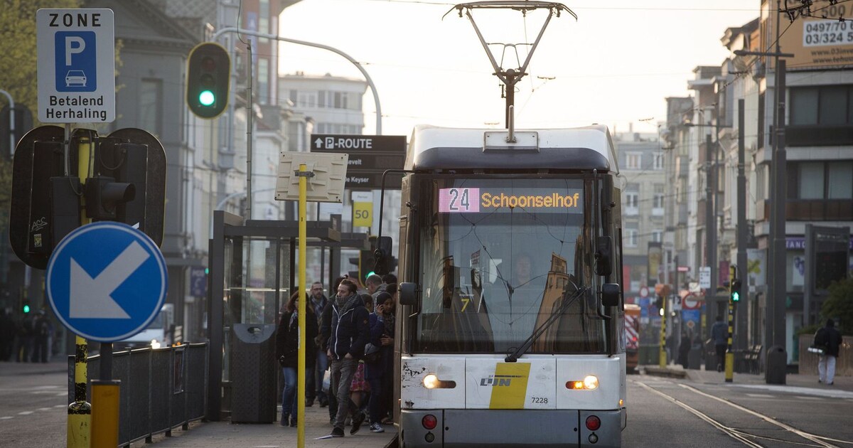 Vlaamse regering trekt 97 miljoen uit voor veertig nieuwe trams voor De ... Vlaamse regering trekt 97 miljoen uit voor veertig nieuwe trams voor De ...