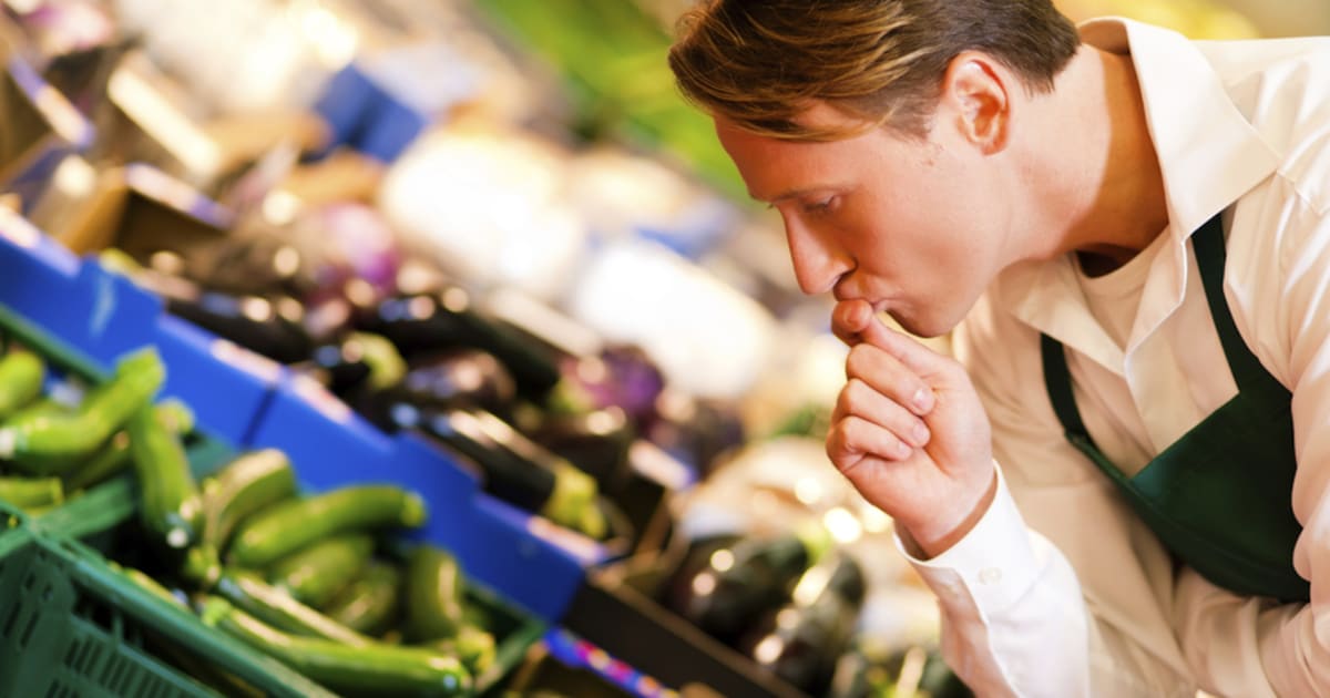 Waarom je "misvormde" groenten en fruit laat liggen | De Morgen