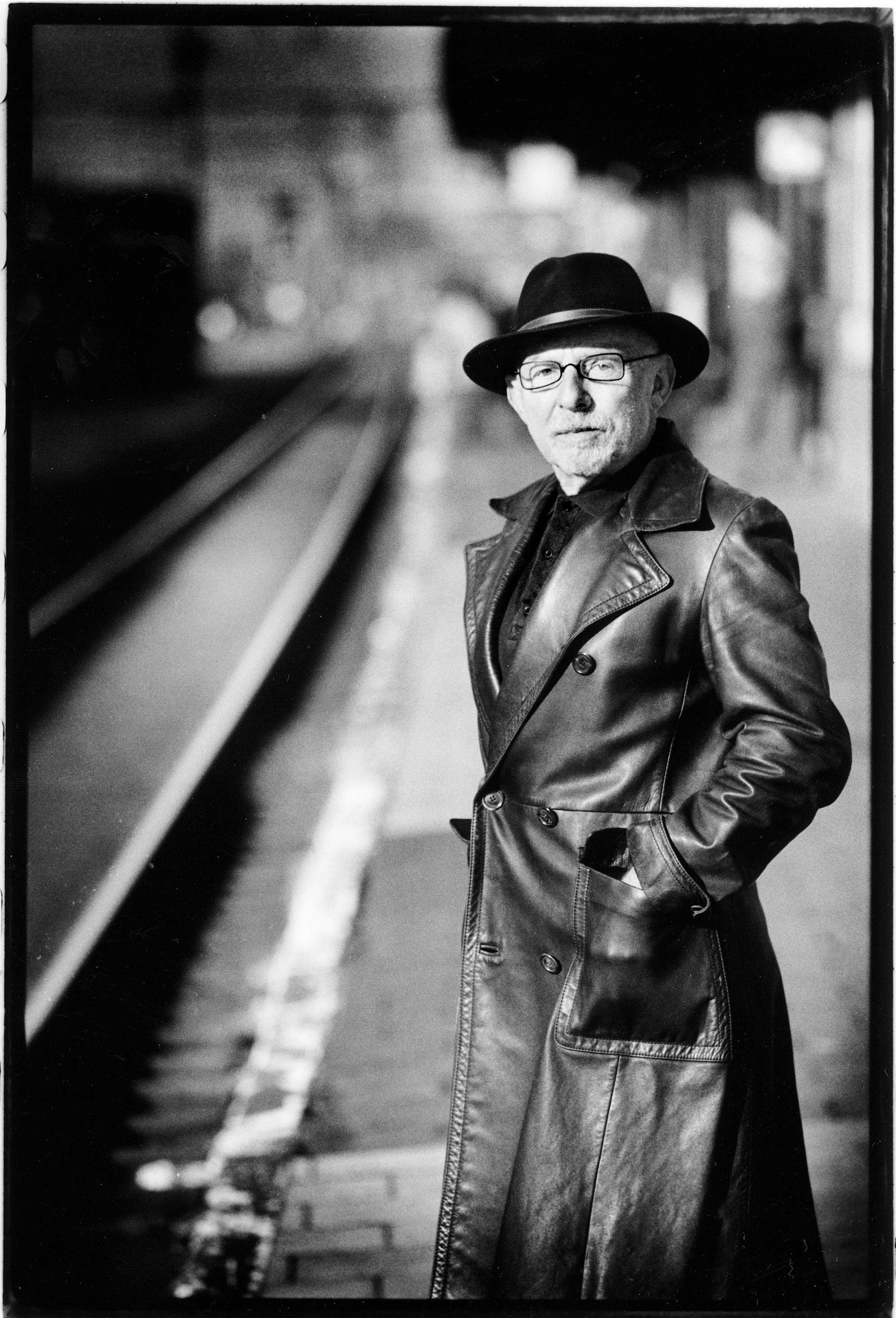 Het is jammer dat een schrijver dood moet gaan voor je zijn boeken in ...