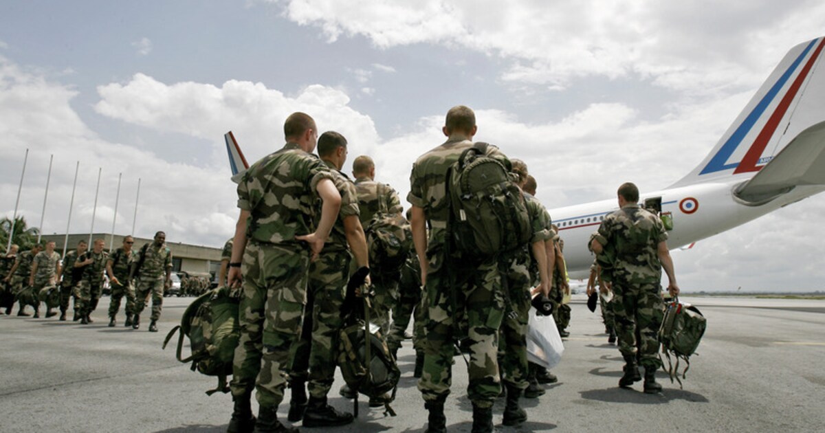 Fransen nemen luchthaven Ivoorkust in | De Morgen