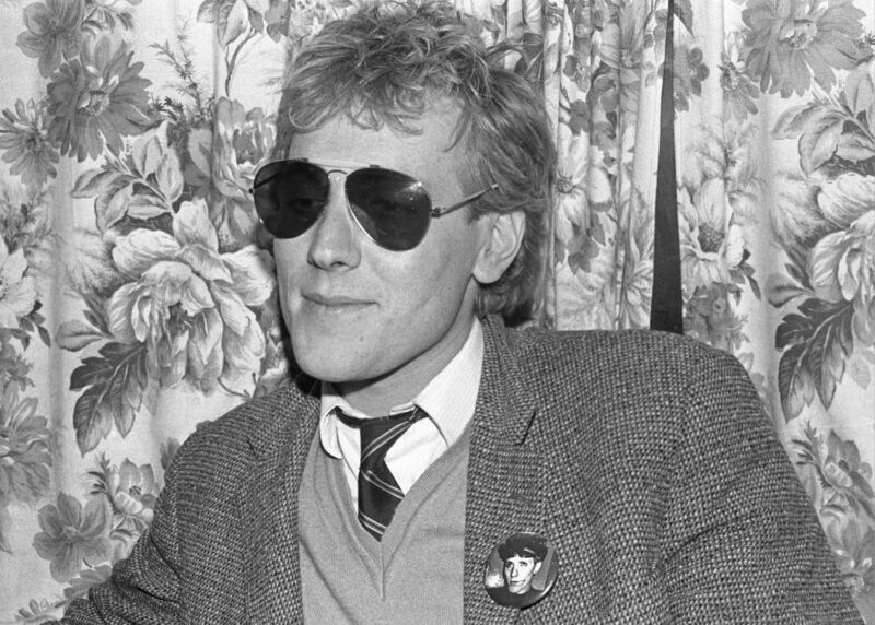 "Plastic Bertrand blijft juridisch zanger van 'Ça plane pour moi'" | De ...