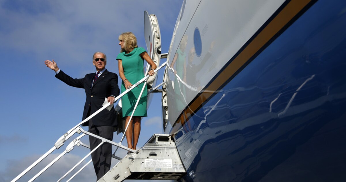 Air Force Two met Joe Biden aan boord twee keer op één dag in problemen ...