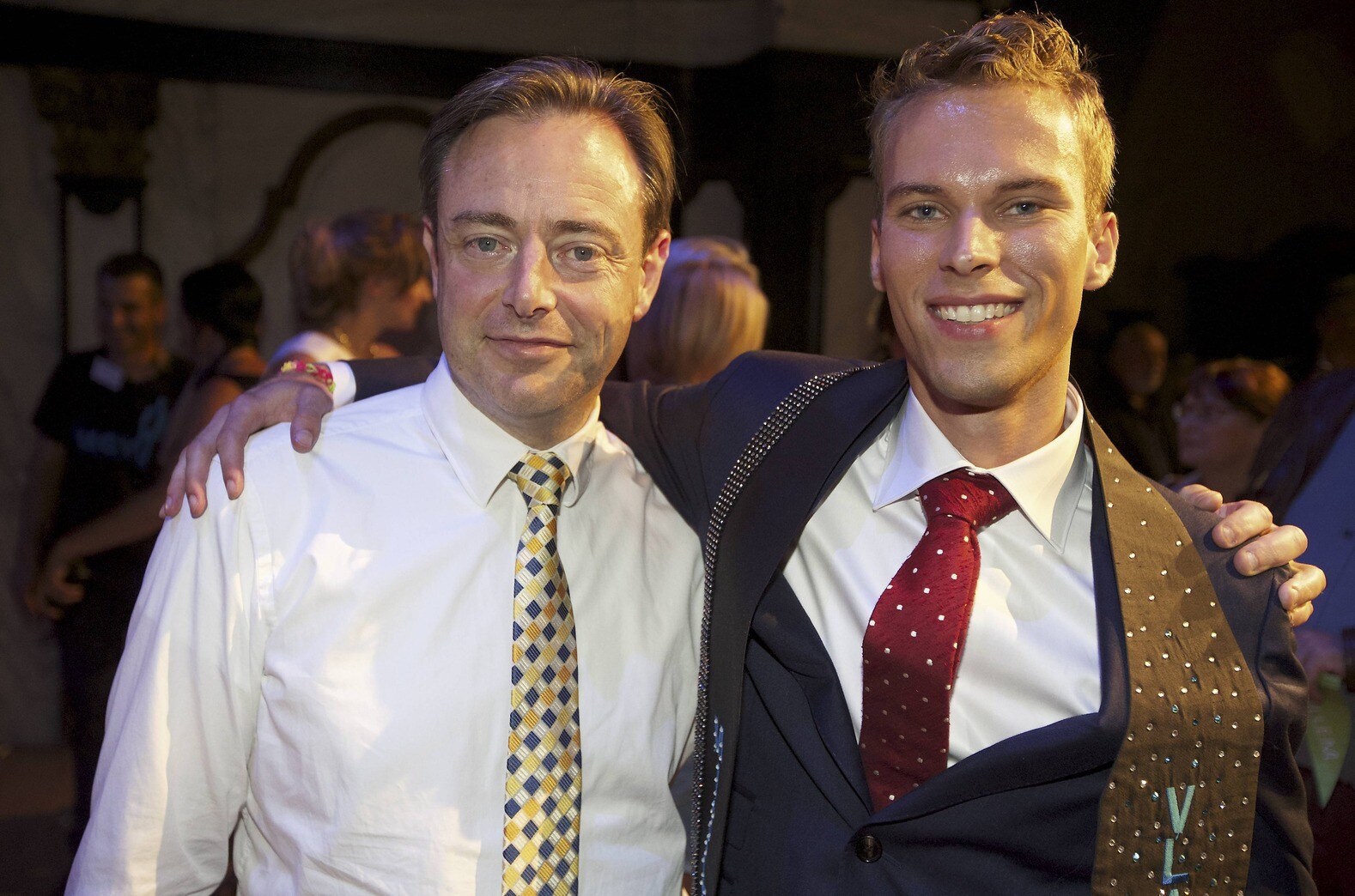 Le Soir-cartoonist: "De Walen hebben de humor van Bart De Wever nooit ...