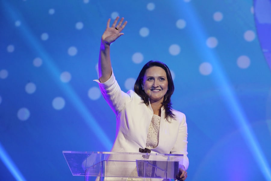 Waar zijn die blauwe handjes? Regi sluit Open Vld-congres af | De Morgen