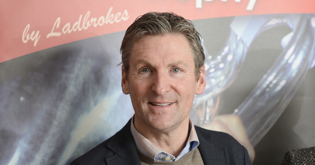 Dury krijgt Trofee Raymond Goethals als beste Belgische trainer | De Morgen