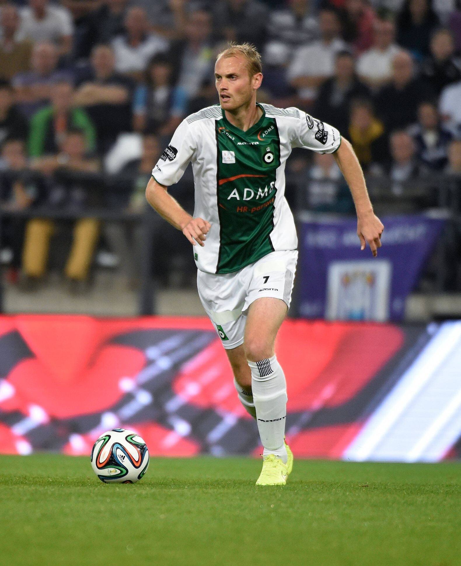 Cercle haalt gediplomeerde Tipuric als assistent van Vidarsson ...