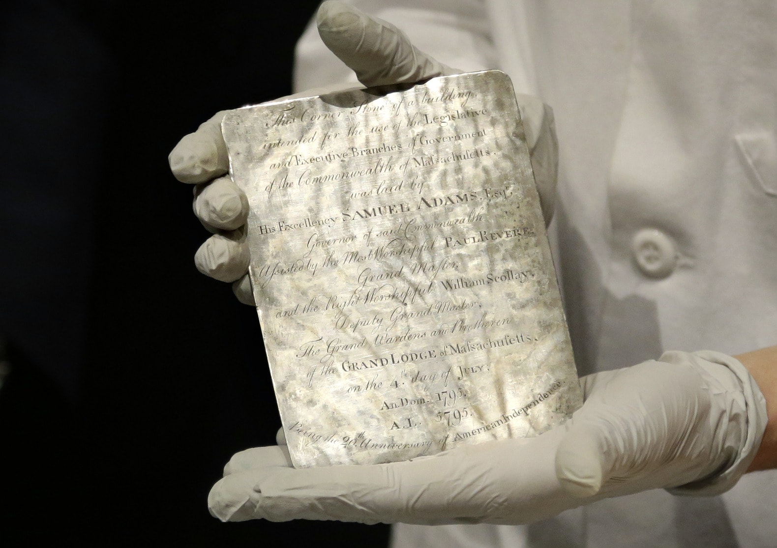 Tijdcapsule uit 1795 onthult eeuwenoude schatten | De Morgen