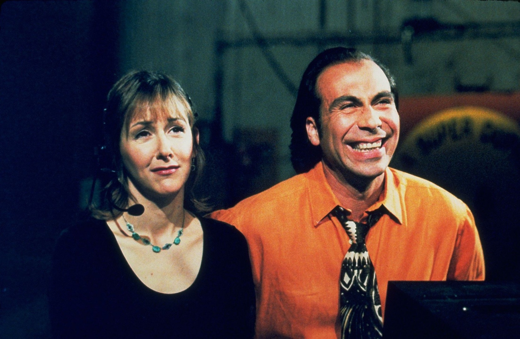 Komiek Taylor Negron (57) overleden | De Morgen