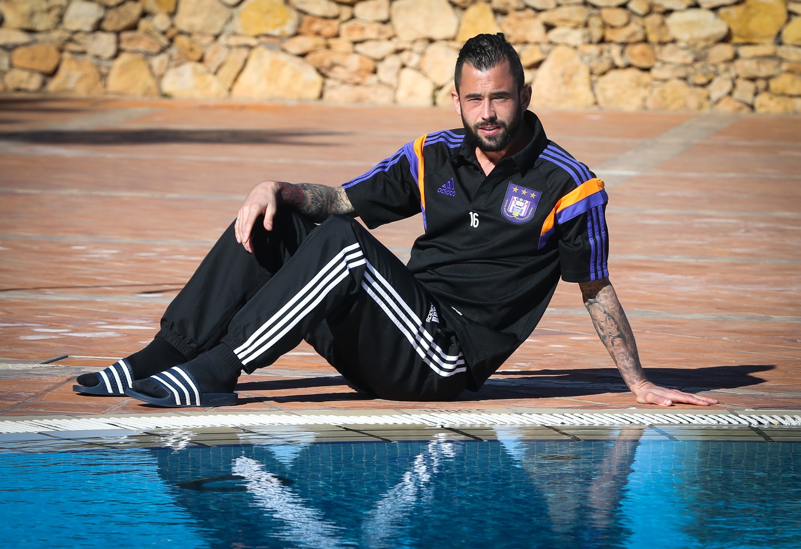 'The Sky Is The Limit': Nieuwe rijken, nieuwe hype? | De Morgen