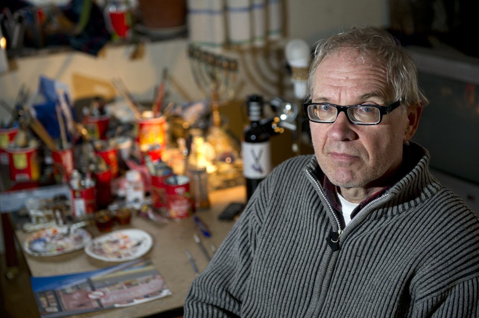 Wie is Lars Vilks, het 'echte' doelwit van de aanslagen in Kopenhagen ...