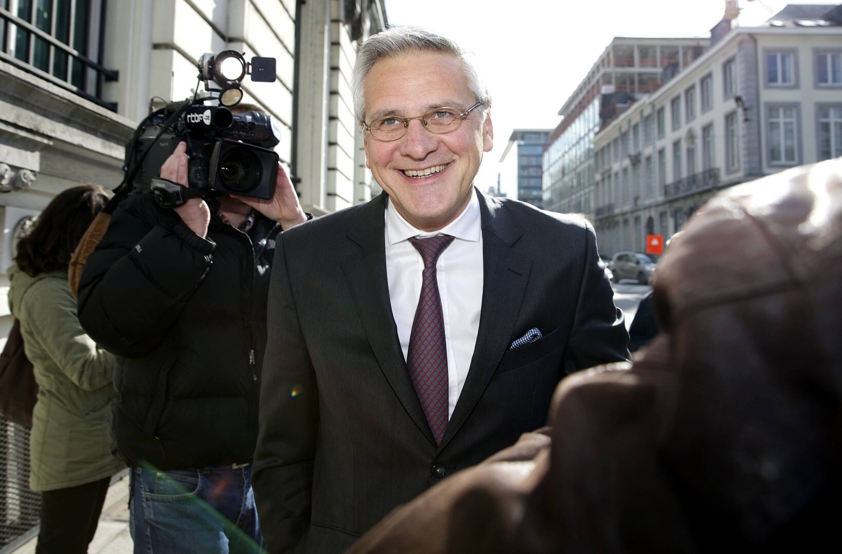 Regering voorziet 235 miljoen euro extra aan investeringen | De Morgen