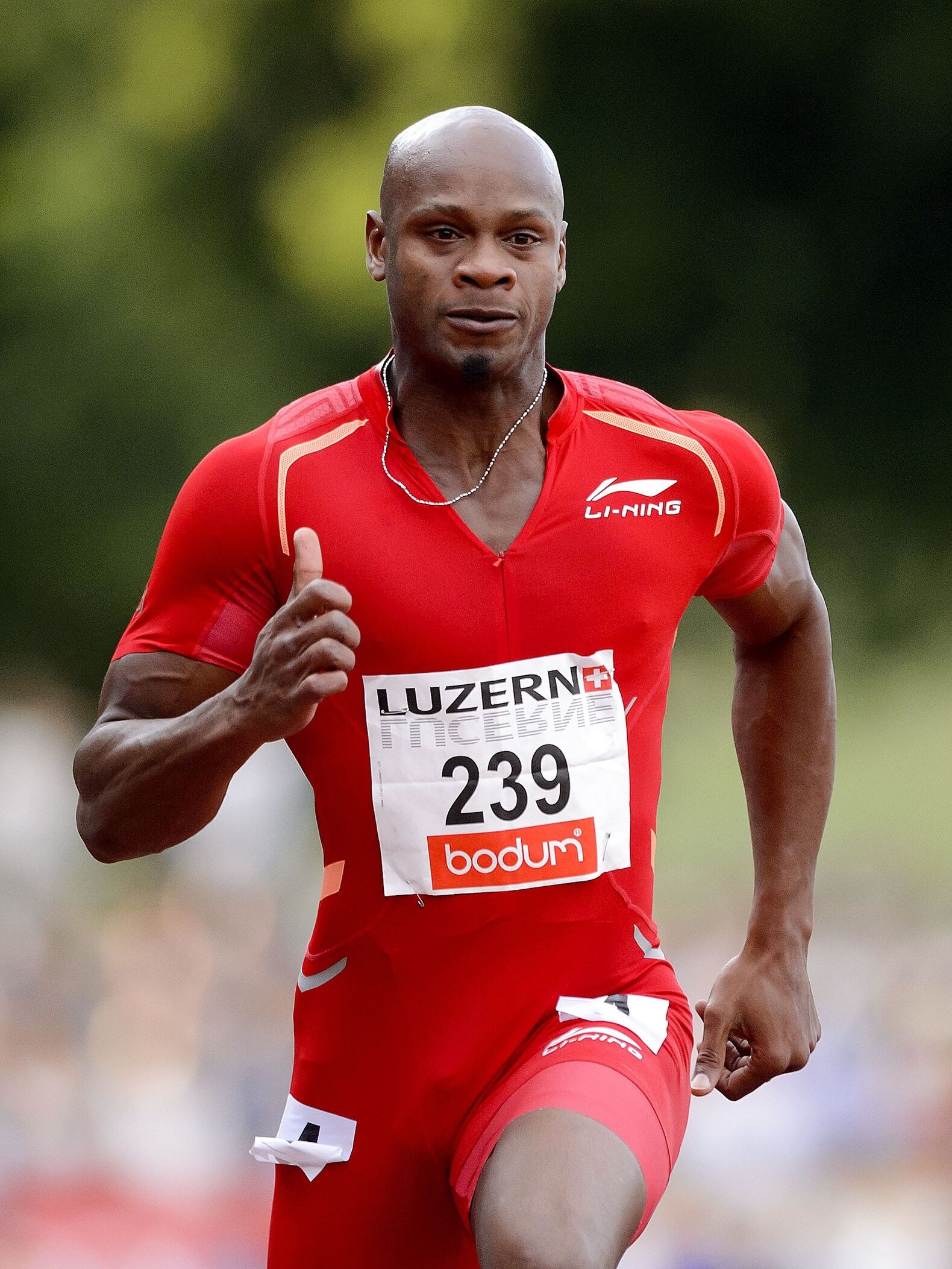 Asafa Powell wint 100 meter in Luzern met prima tijd | De Morgen