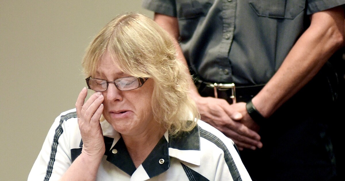 Wat bewoog Joyce Mitchell twee moordenaars te helpen ontsnappen? | De ...