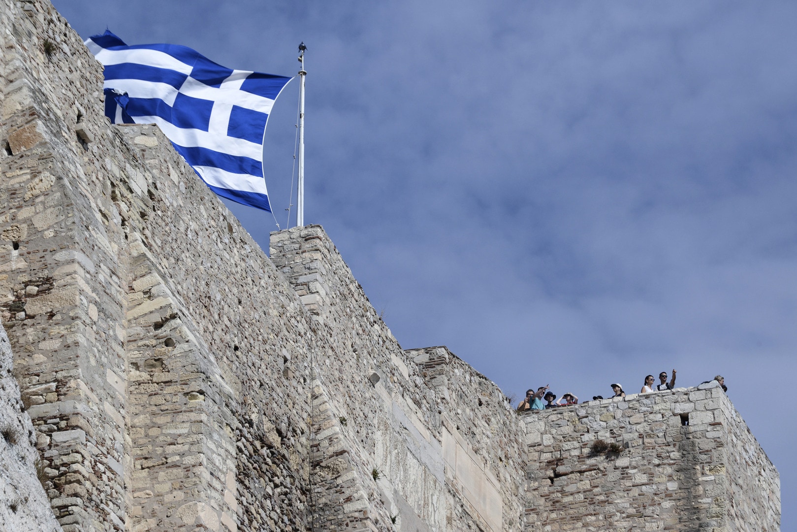 Griekse verkiezingspoll zet Syriza aan de leiding, maar nog kwart ...