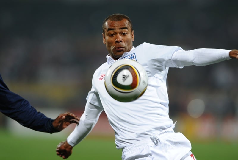 Ashley Cole: "Ik haat Engeland" | De Morgen