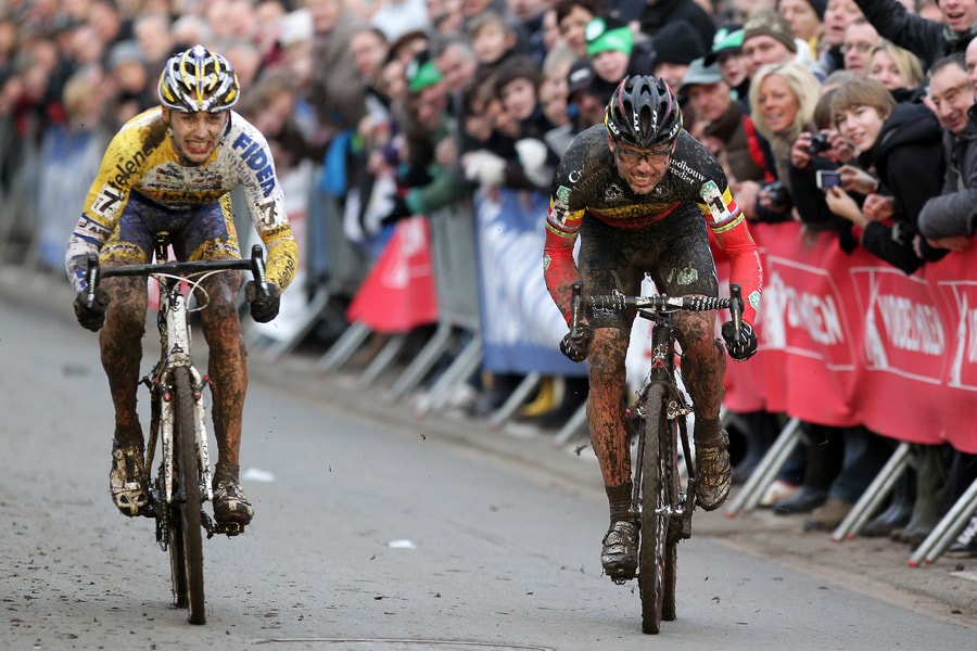 Rob Peeters vloert Sven Nys bij eerste zege in Lebbeke | De Morgen