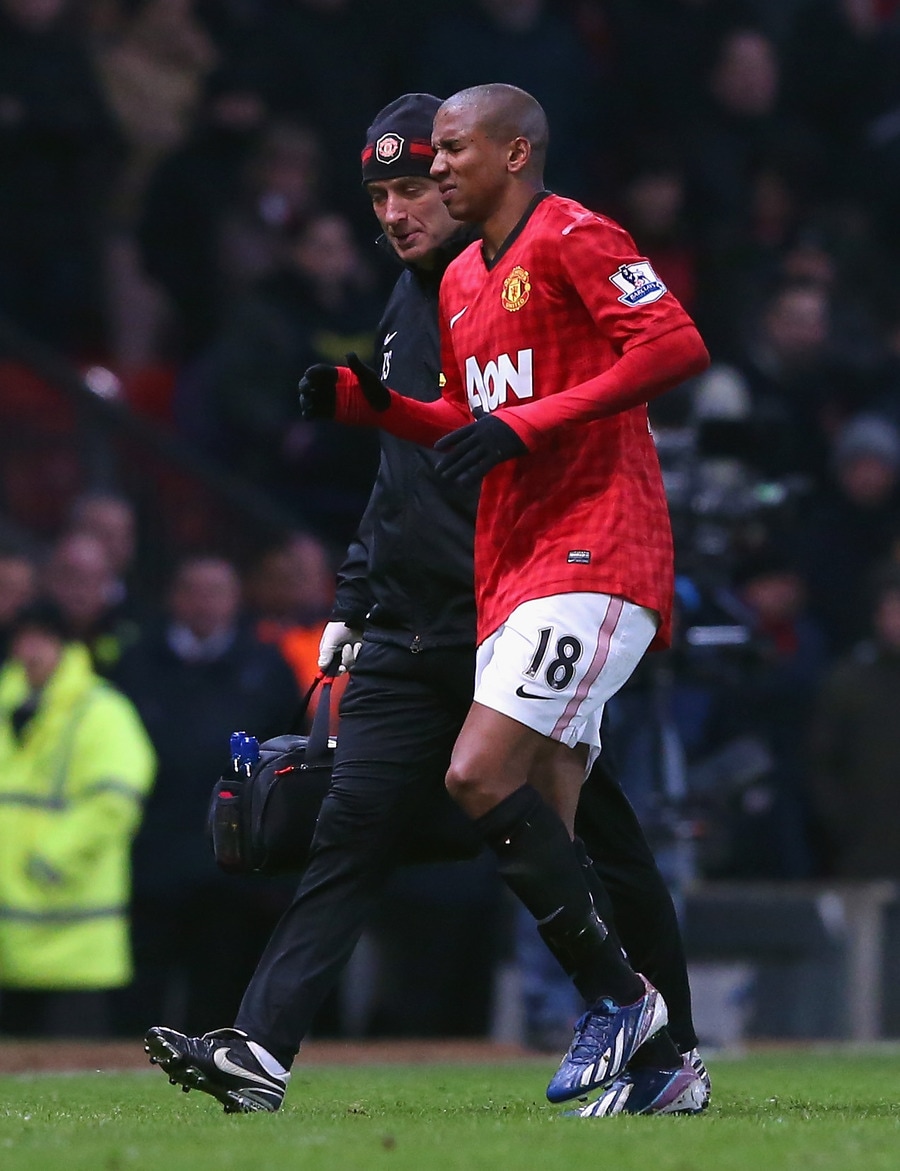 Seizoen voorbij voor Ashley Young | De Morgen