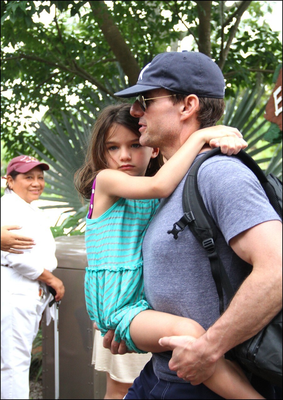 School Suri Cruise kost 32.000 euro per jaar | De Morgen