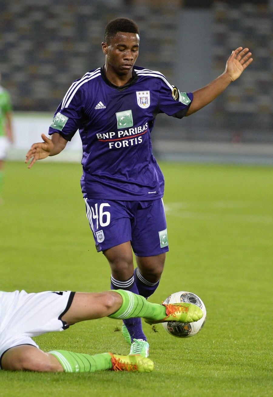 Titelverdediger Anderlecht start Viareggio Cup met zege tegen Napels ...