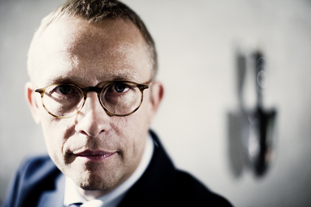 VRT-gezichten in open brief aan regering: "Een armere VRT is een armer ...