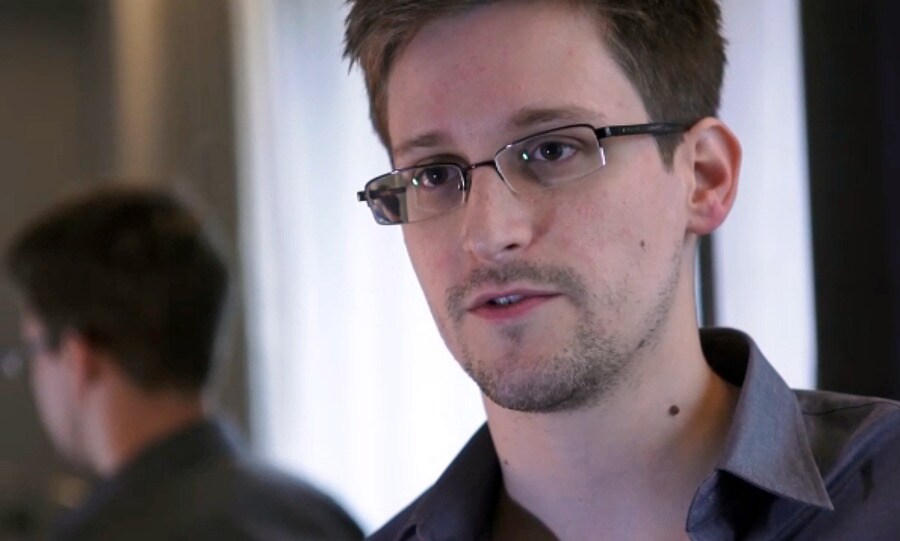Snowden stuurt mail om misverstand recht te zetten | De Morgen