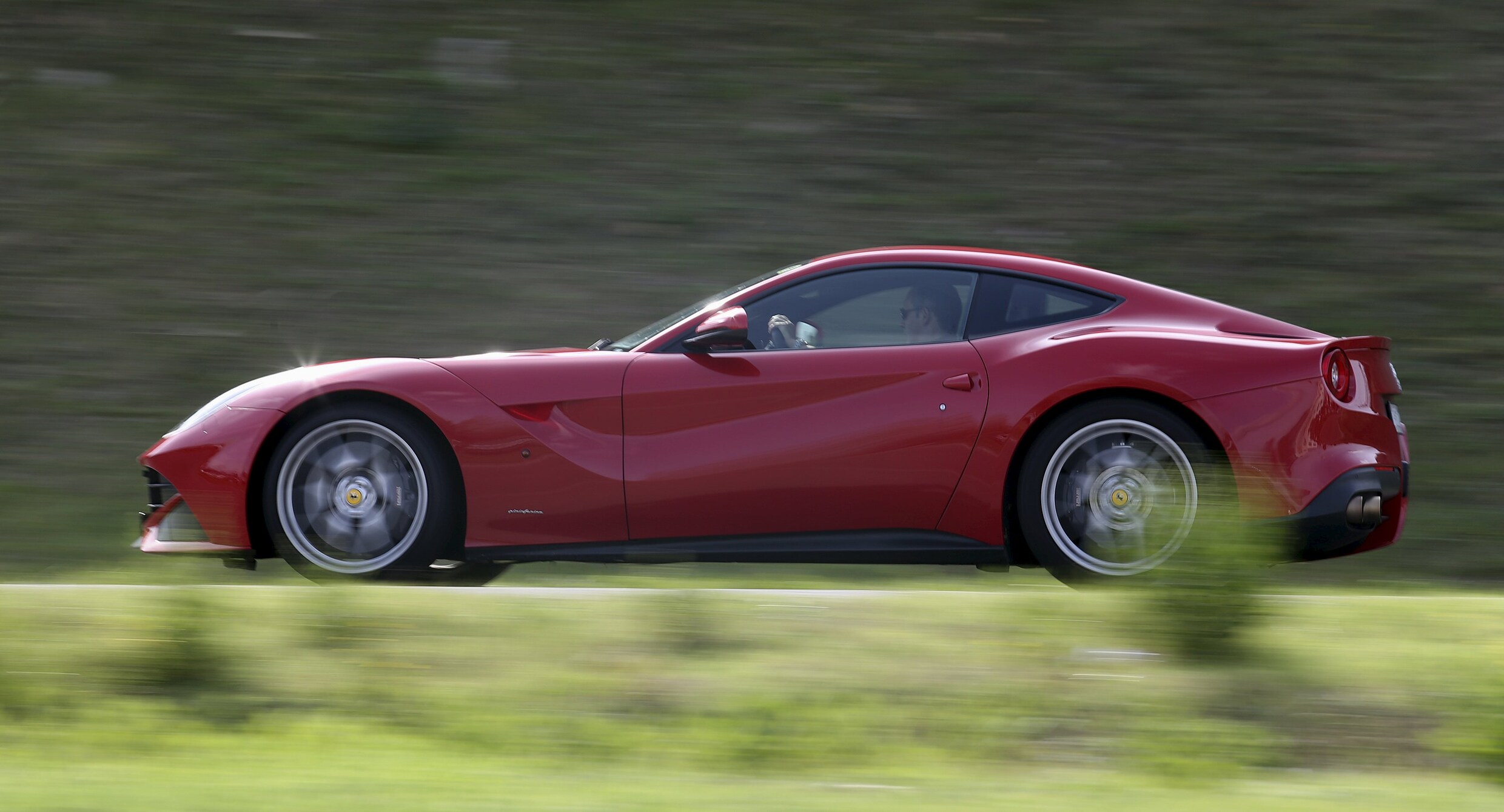Thuisstadje Ferrari is geluid van scheurende banden kotsbeu | De Morgen