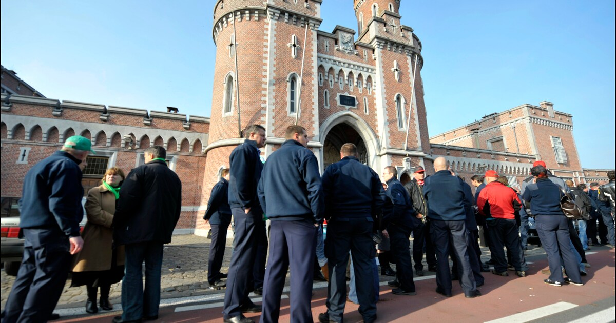 Vakbond ACOD plant staking in gevangenissen | De Morgen