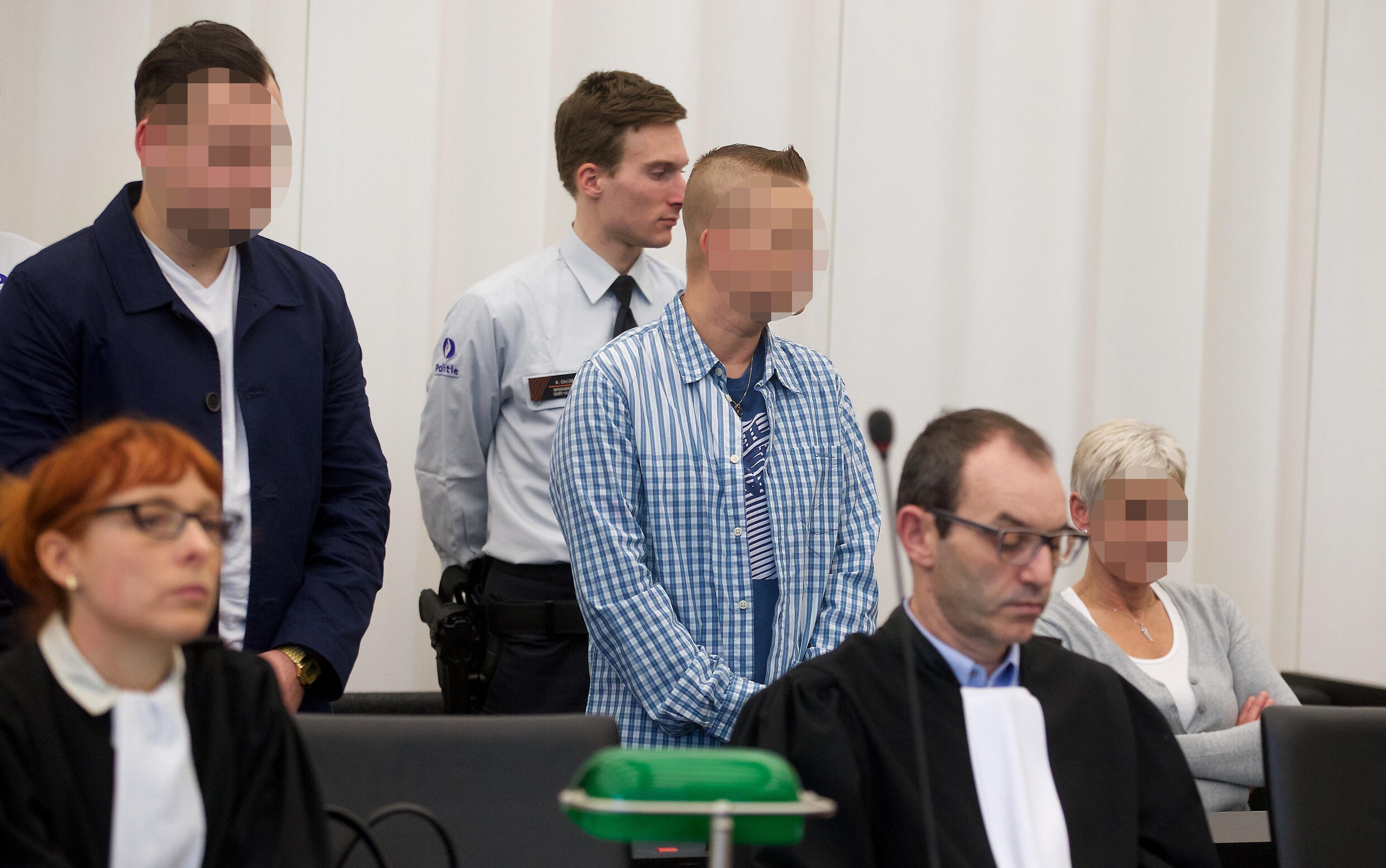 Vermassen: "Cindy De Laet liegt aan één stuk door" | De Morgen