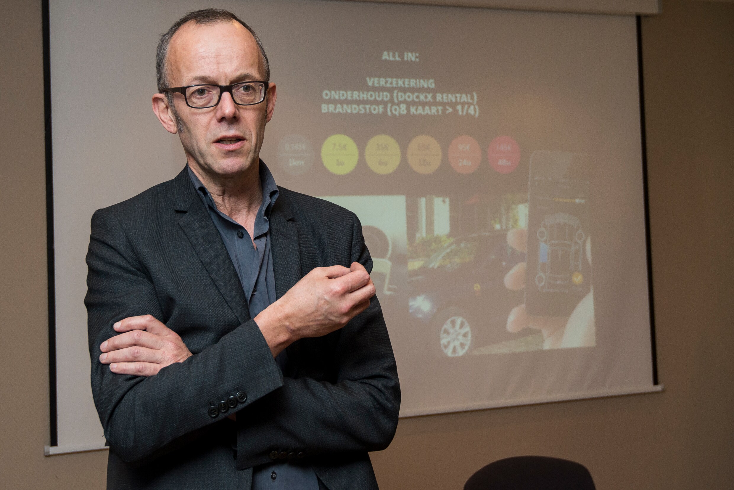 Mobiliteitsschepen Watteeuw: "Een ja/nee-vraag zoals N-VA wil is te ...