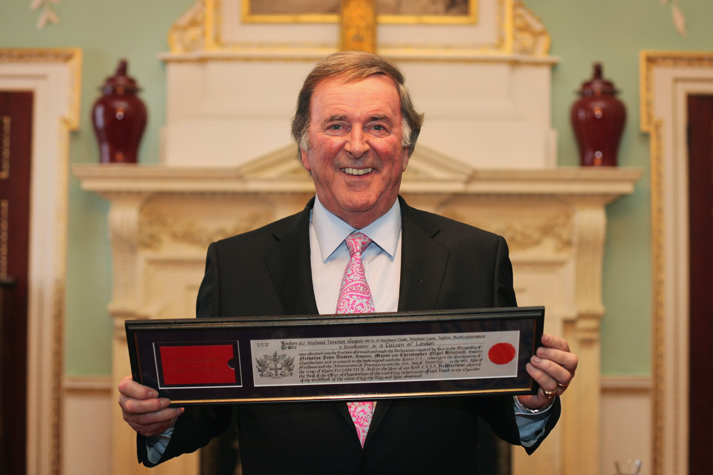 Legendarische BBC-presentator Terry Wogan (77) overleden | De Morgen