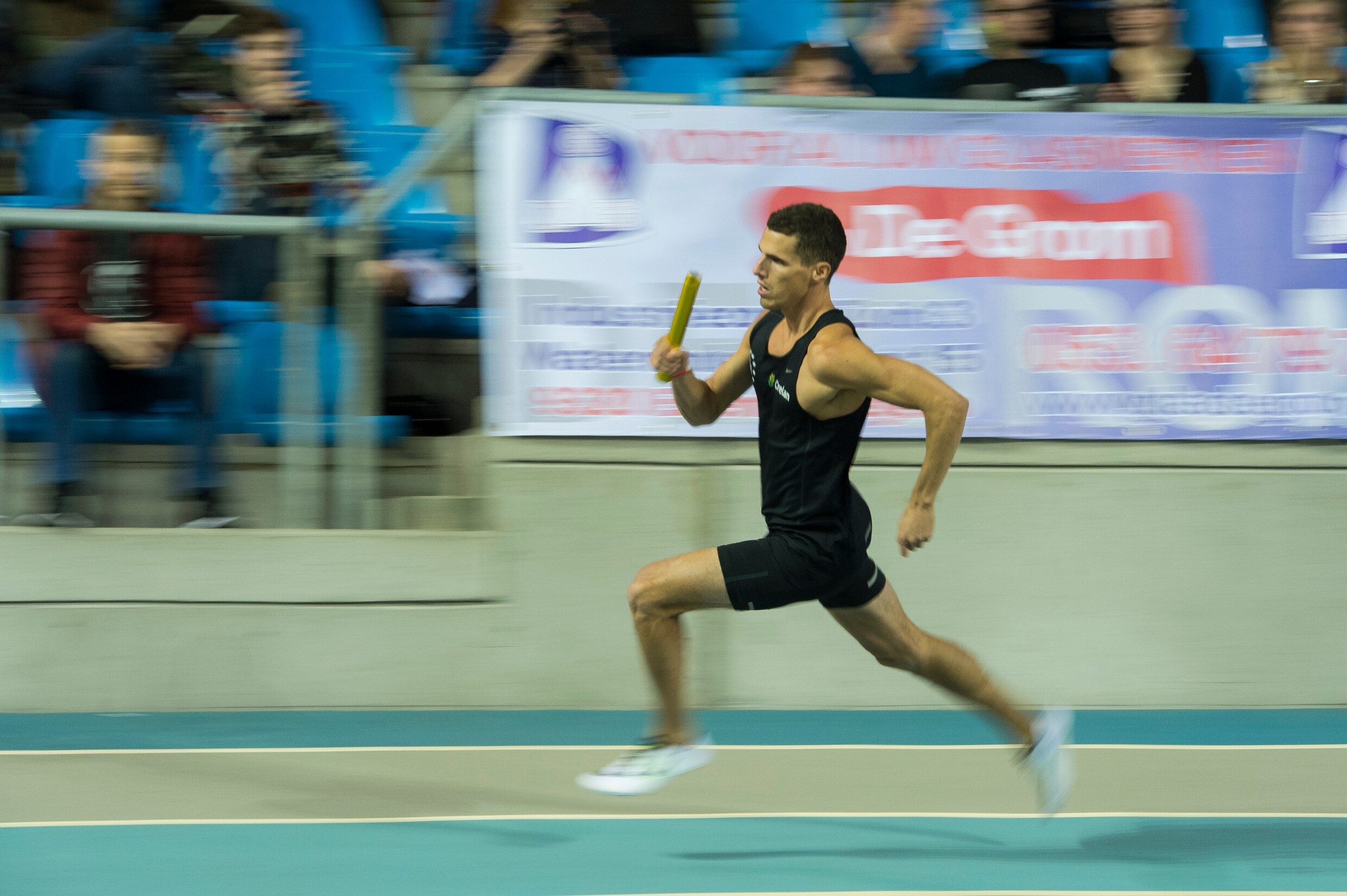 Broers Borlée lopen Belgisch indoorrecord op 4x200 meter | De Morgen