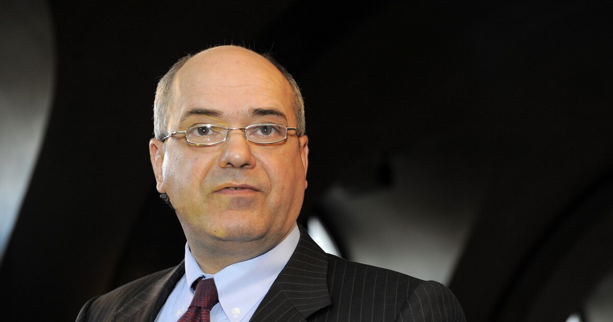 Dirk Wauters opgevolgd door Piet Van Roe bij VRT | De Morgen