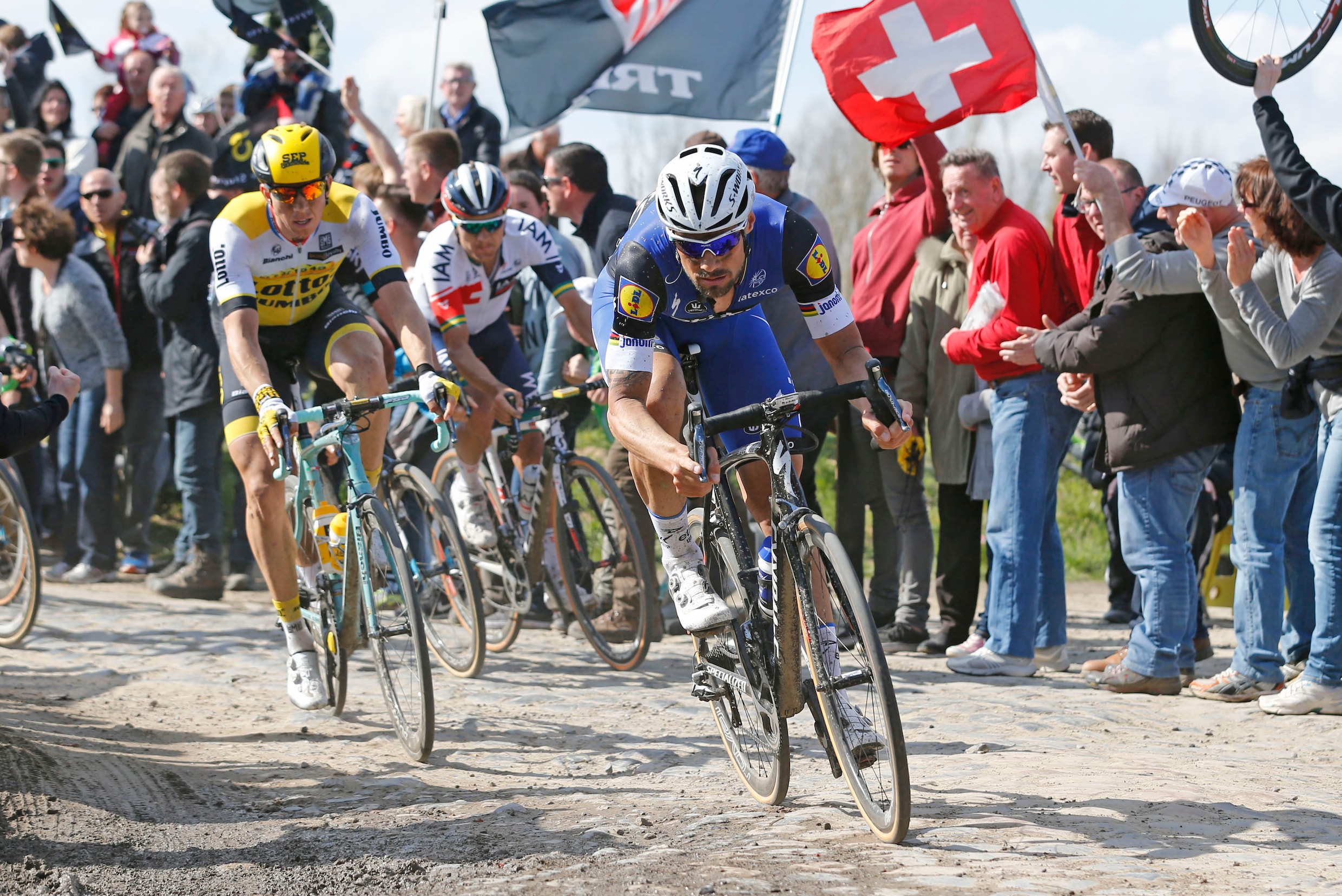 Parijs-Roubaix was een knoert van een gemiste kans voor Tom Boonen | De ...