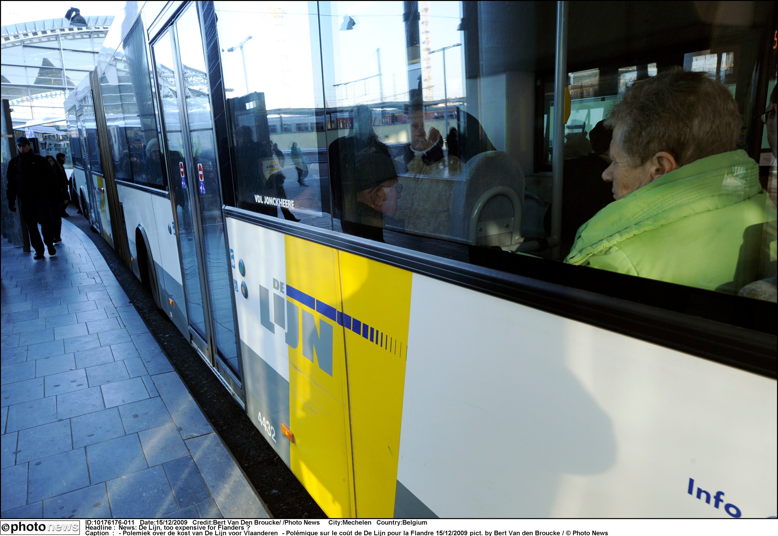 Gratis abonnement De lijn voor werkzoekenden is succes | De Morgen