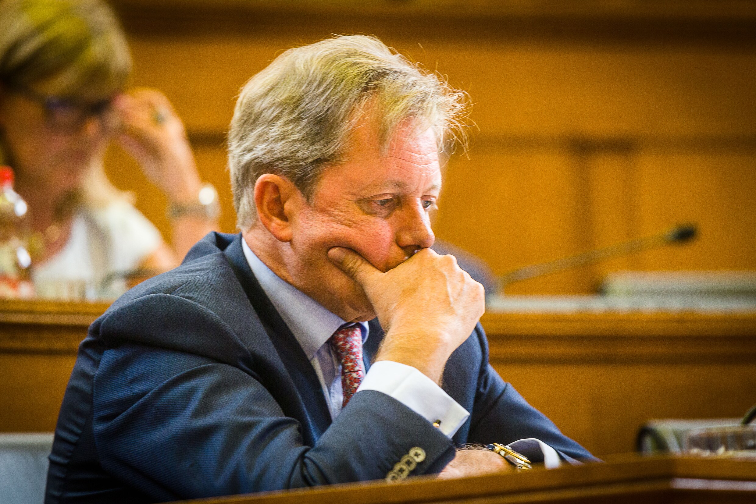 Humor heeft die Versnick wel: als het maar één keer gebeurt, gaan we ...