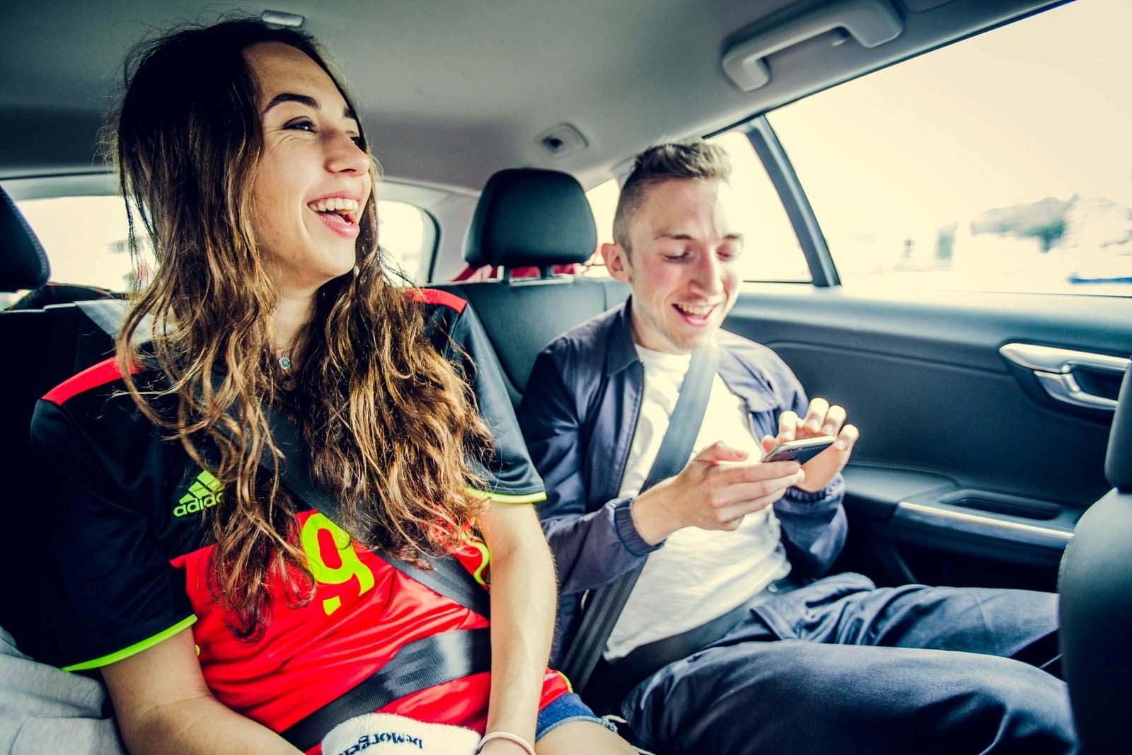 In de taxi naar Rock Werchter met de Vlaamse Snapchatkoningin: "Ik heb ...