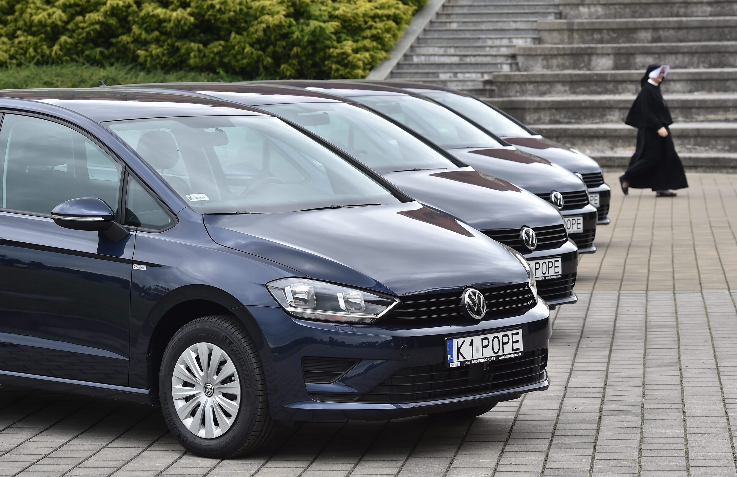 VW mag sleutelen aan kleinere auto's die getroffen zijn door ...