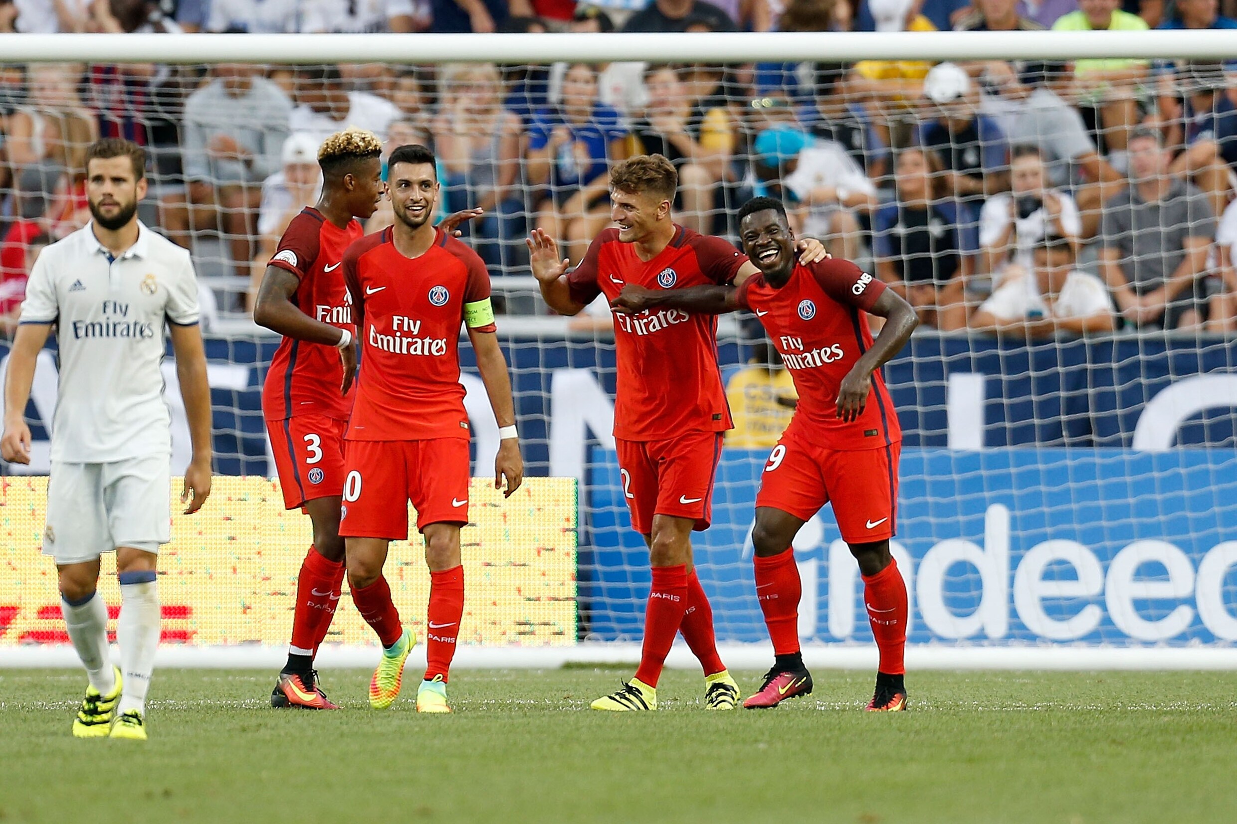Wat een binnenkomer: Meunier scoort twee keer voor PSG tegen Real | De ...