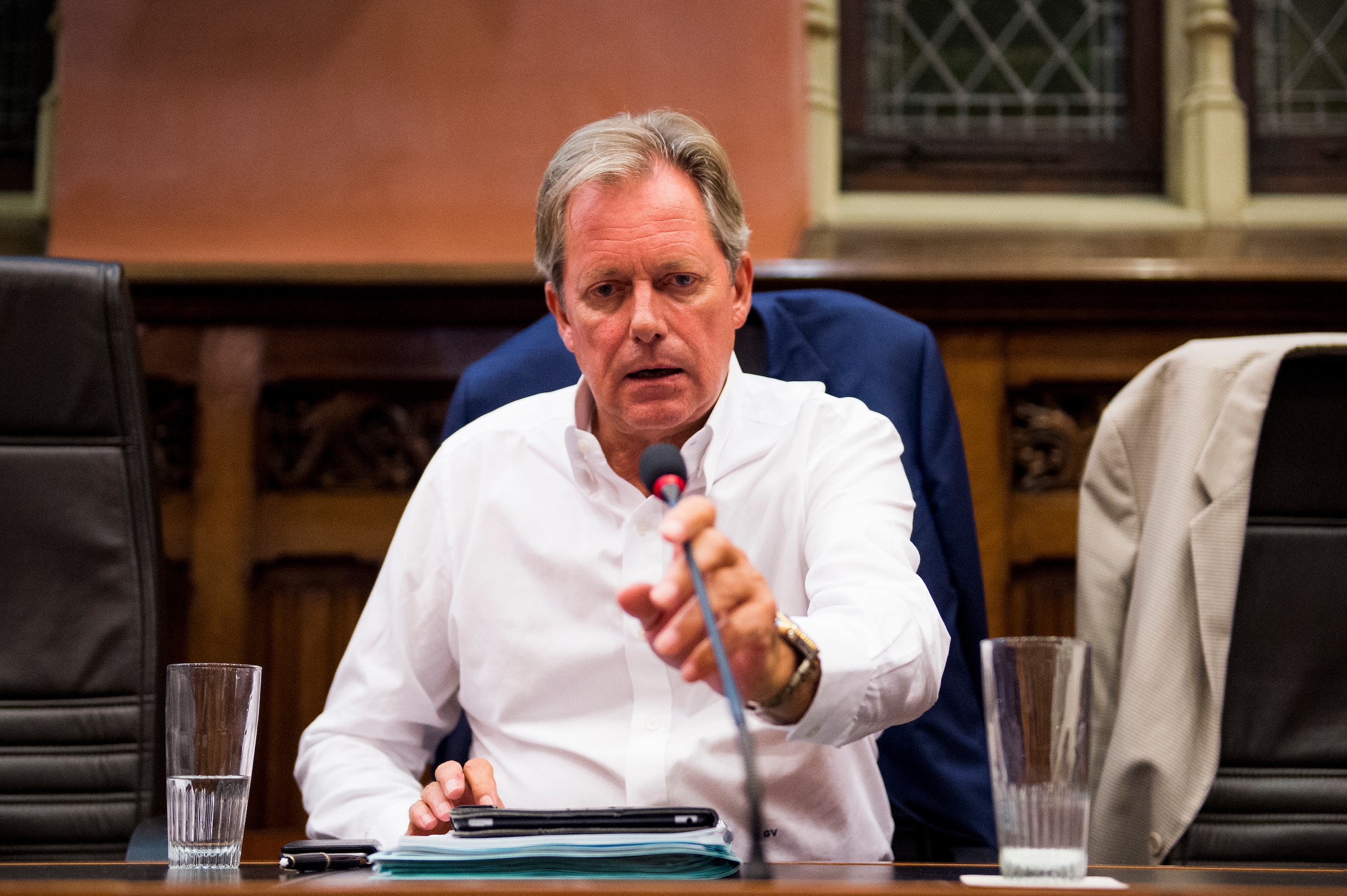 Groen dient klacht in na ophef over onkostennota's Geert Versnick in ...