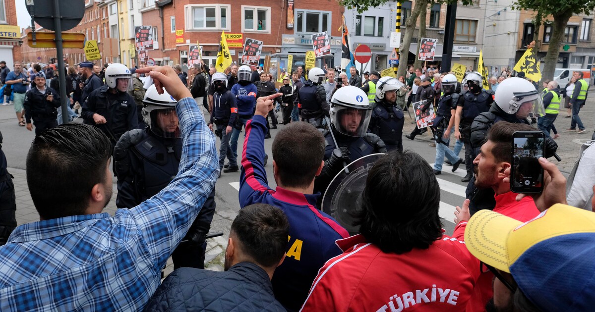 Gentse burgemeester verbiedt nieuwe betoging Voorpost | De Morgen