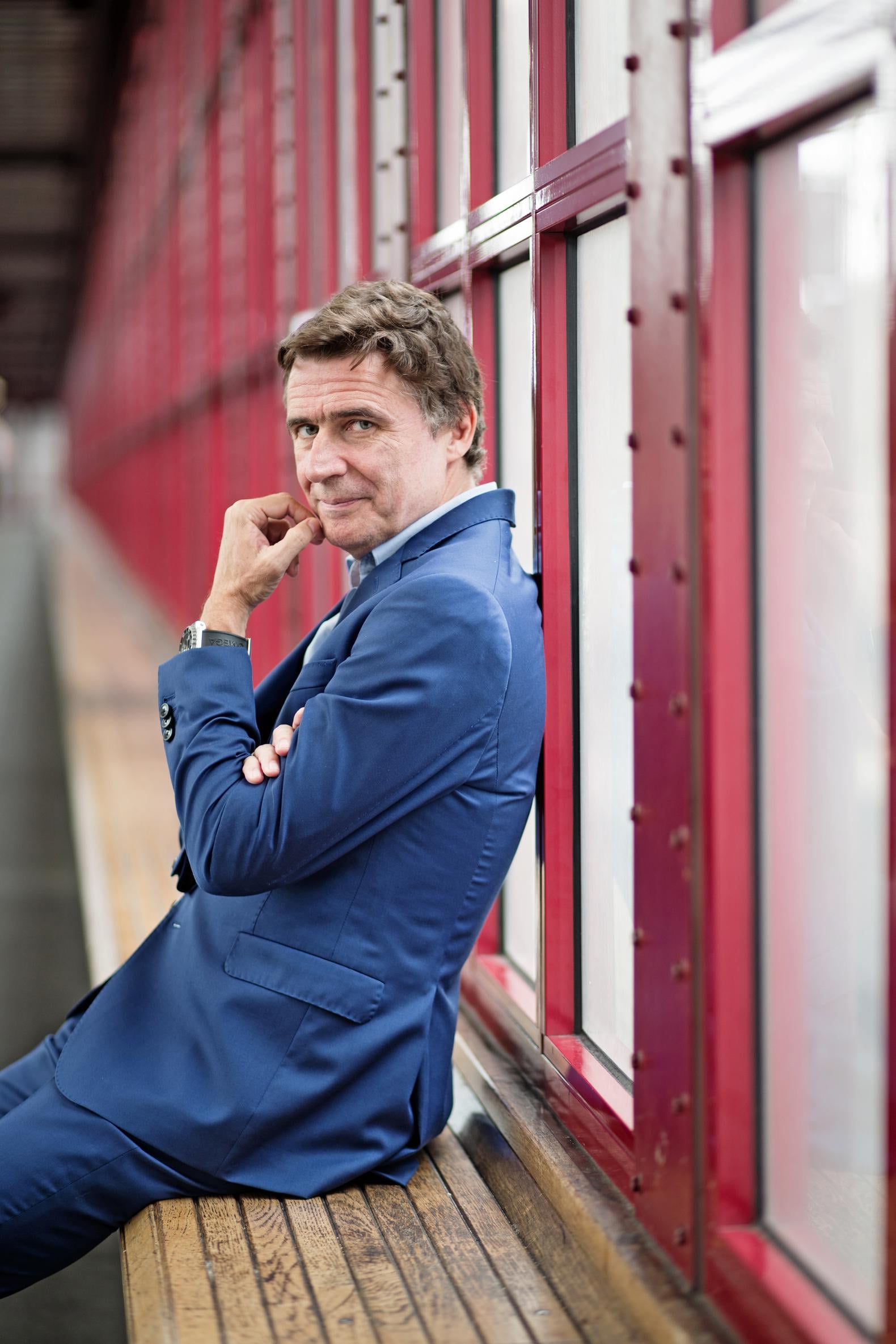 Erik Van Looy: "Ik pak niet op als ik nu weer telefoon krijg uit ...